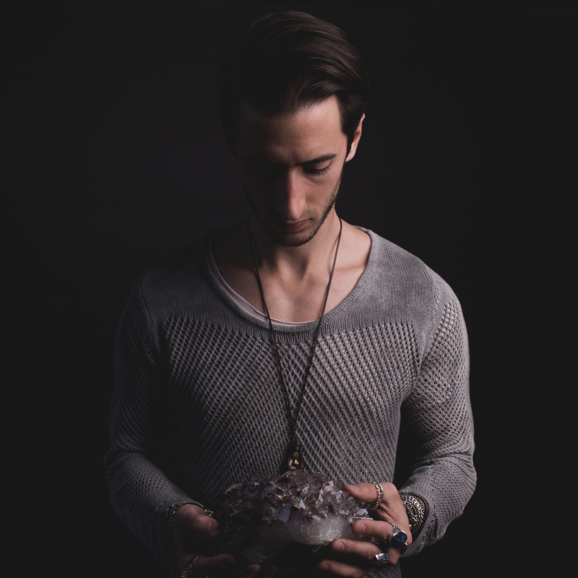 Introducing.. Jonnie King - Constant Circles