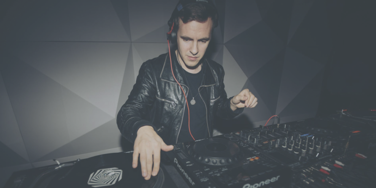 CC INTERVIEWS: Denis Shubin [Amber Muse] - Constant Circles