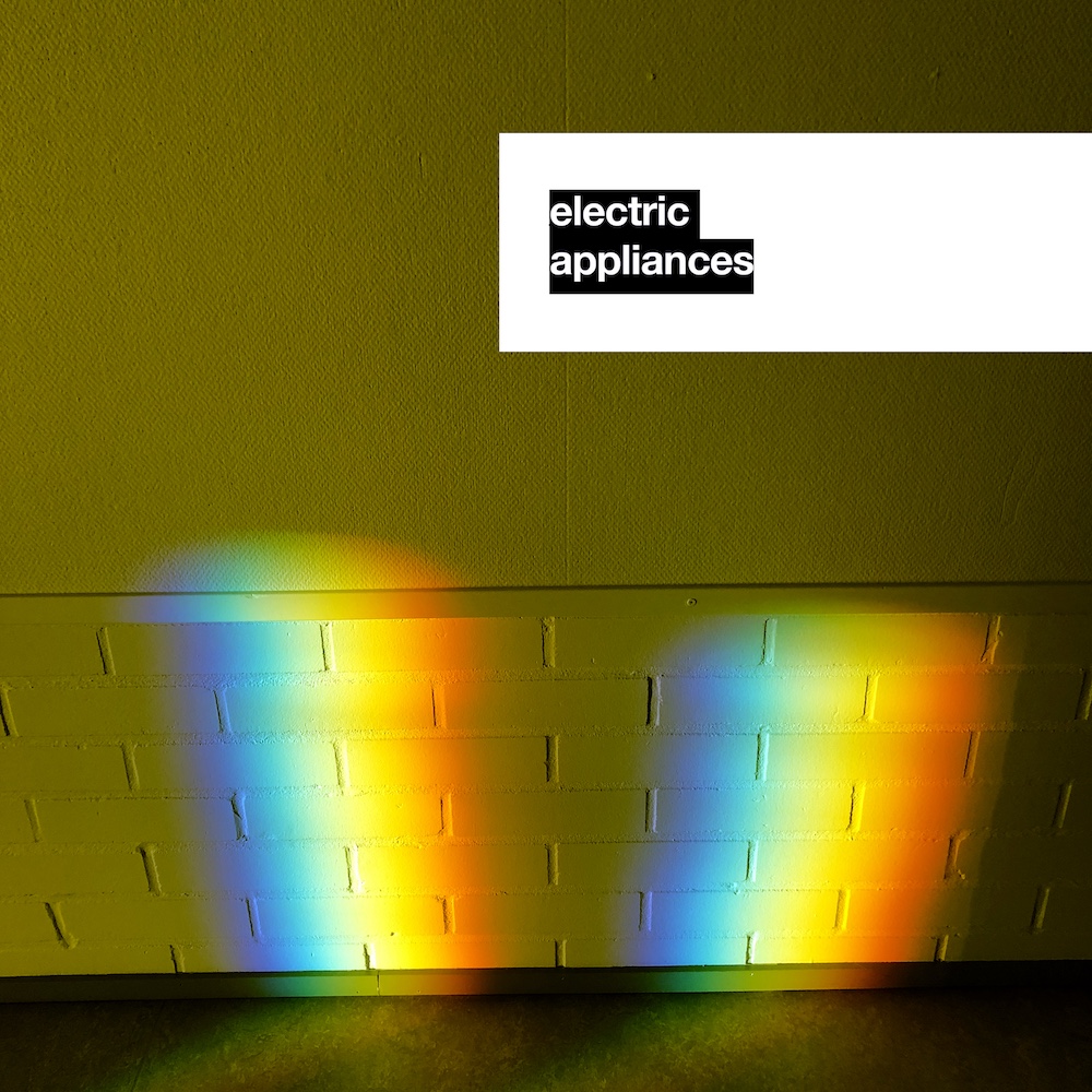 CC Premieres: Torolf Stendik - Energi Laddare [Electric Appliances ...